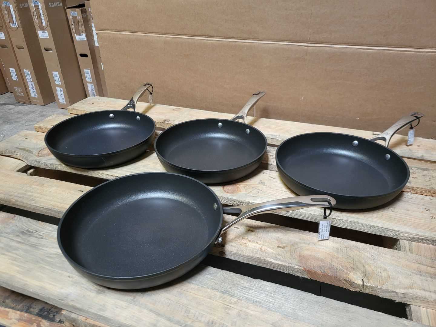 Lot 73 - Pfannen (4x)